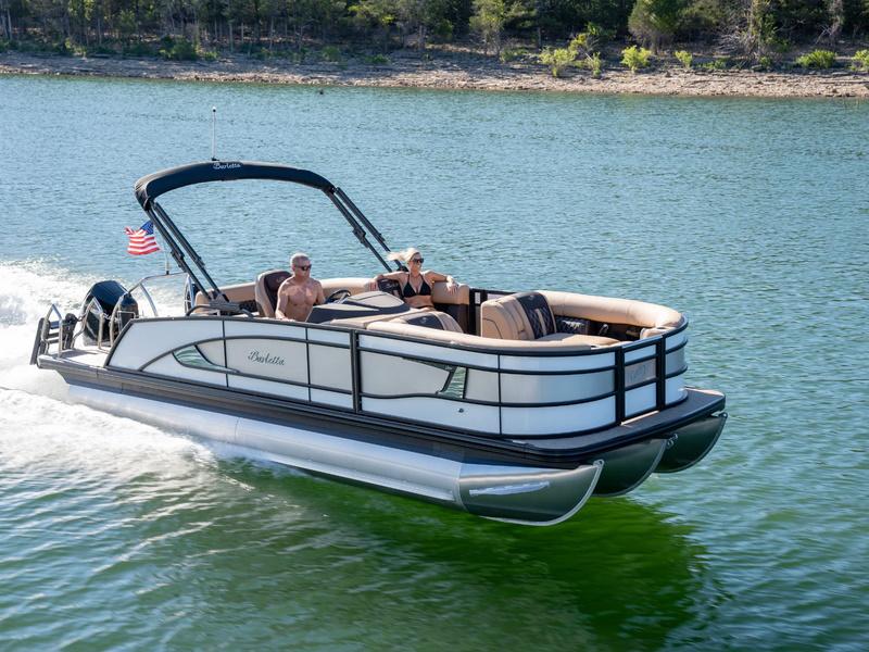 Boat Rentals – Nine Marina Ship Store