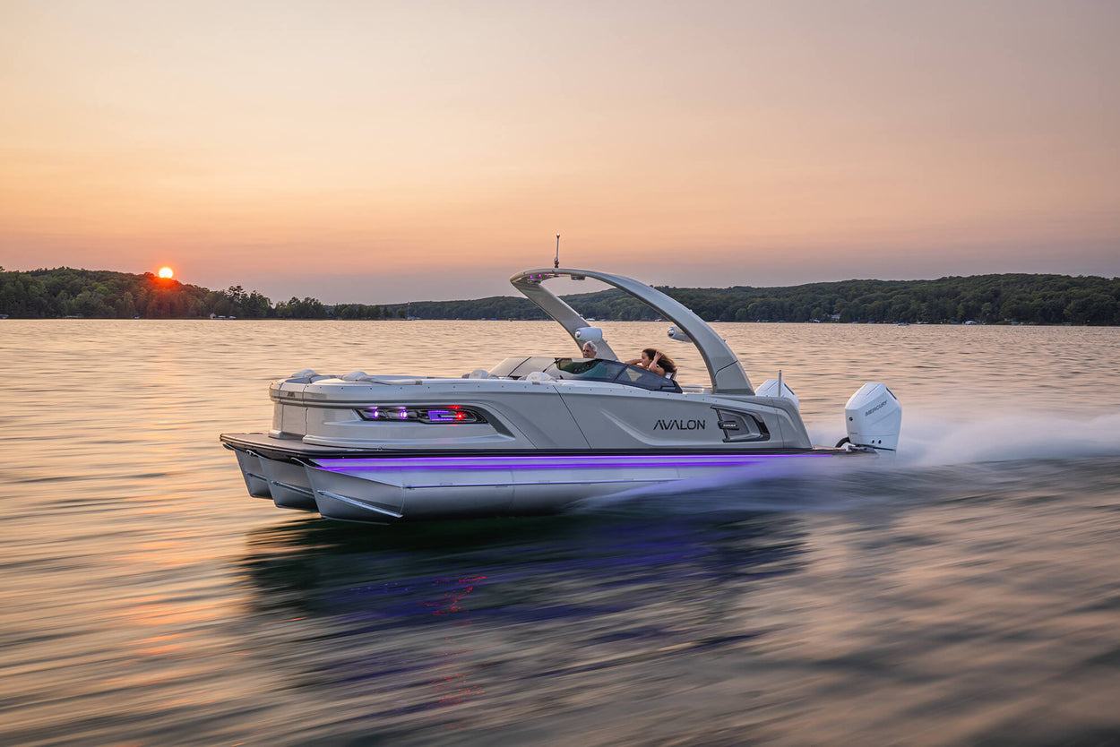 Lake Eufaula Oklahoma Avalon Excalibur Luxury Tritoons – Nine Marina ...