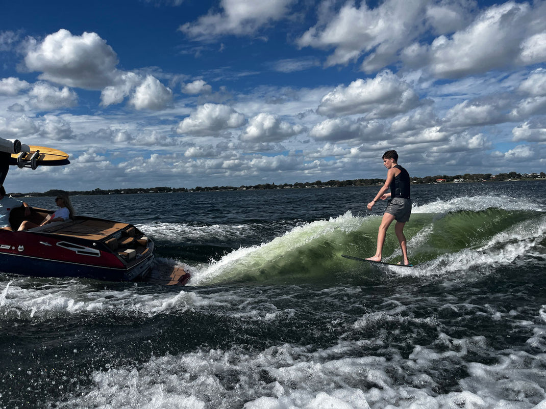 Varatti Wake Surf Boats in Lake Eufaula – Nine Marina Ship Store
